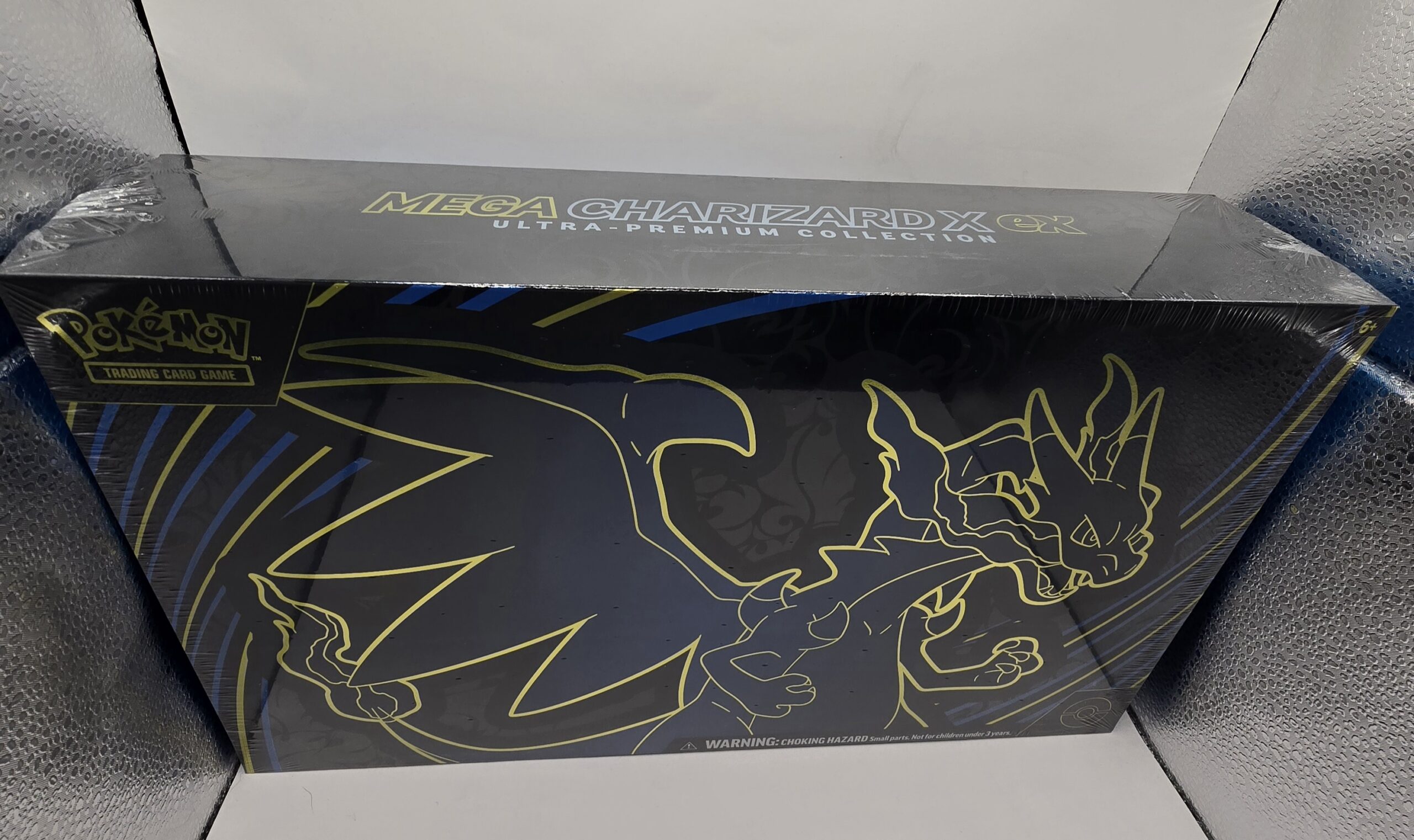 Mega Charizard X EX Ultra Premium Collection – Trading Cards Pokemon ...